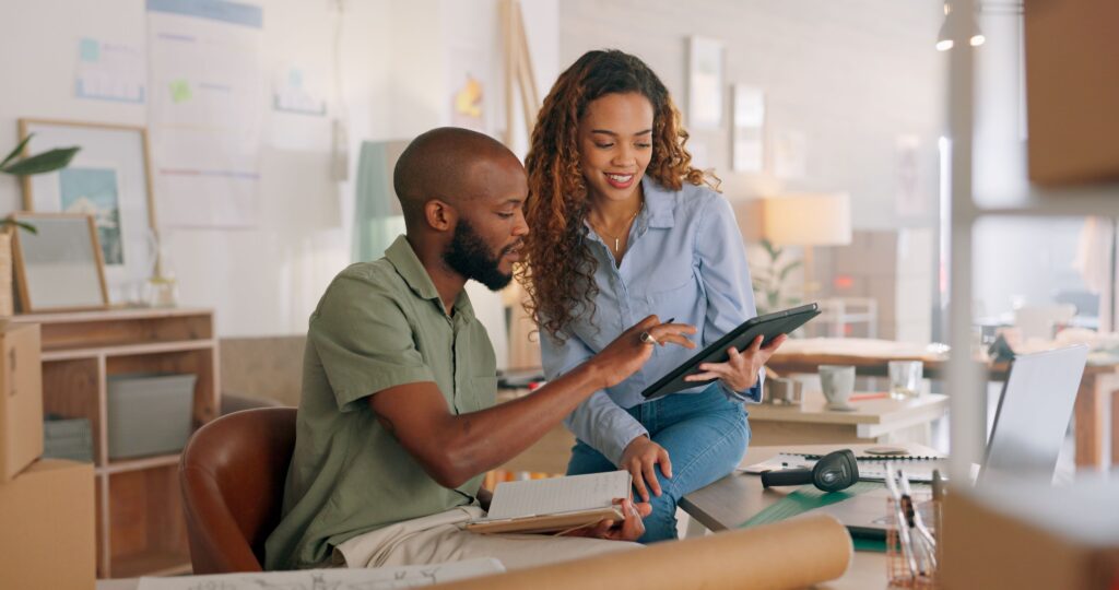 Business Associate Meaning: What Does a Business Associate Do ...